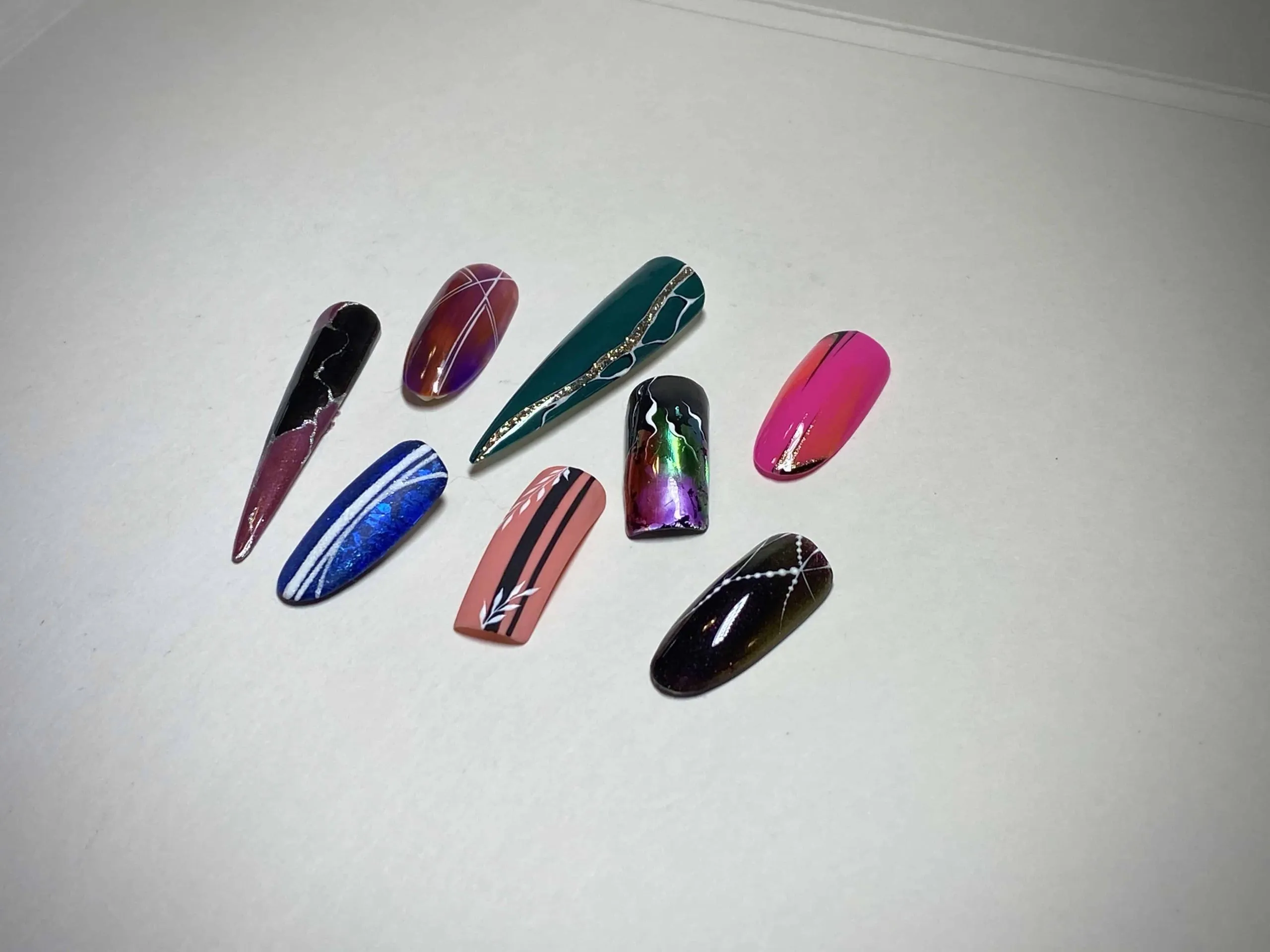 Fine Lines Nail Art Class – MANNA – Manna Antonenko National Nail Academy